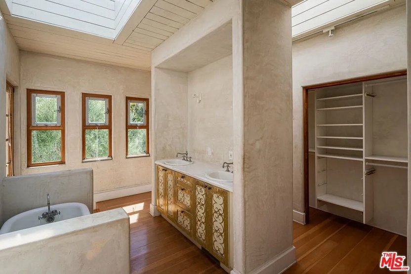 Alfre Woodard Lists Mediterranean-Inspired Residence